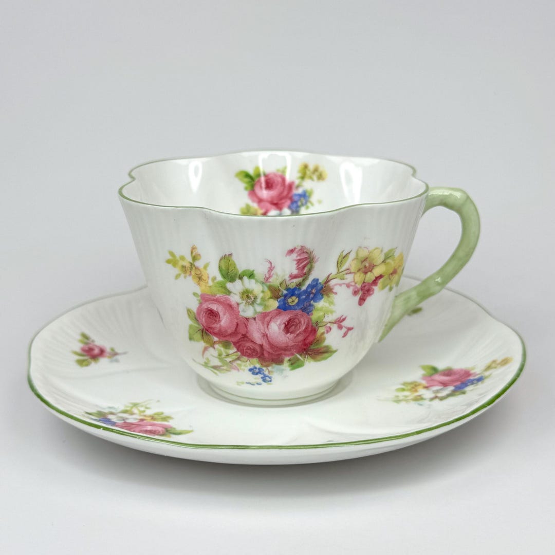 Vintage 1945-1966 Shelley Pink Rose Spray Teacup and Saucer Rd 272101 ...