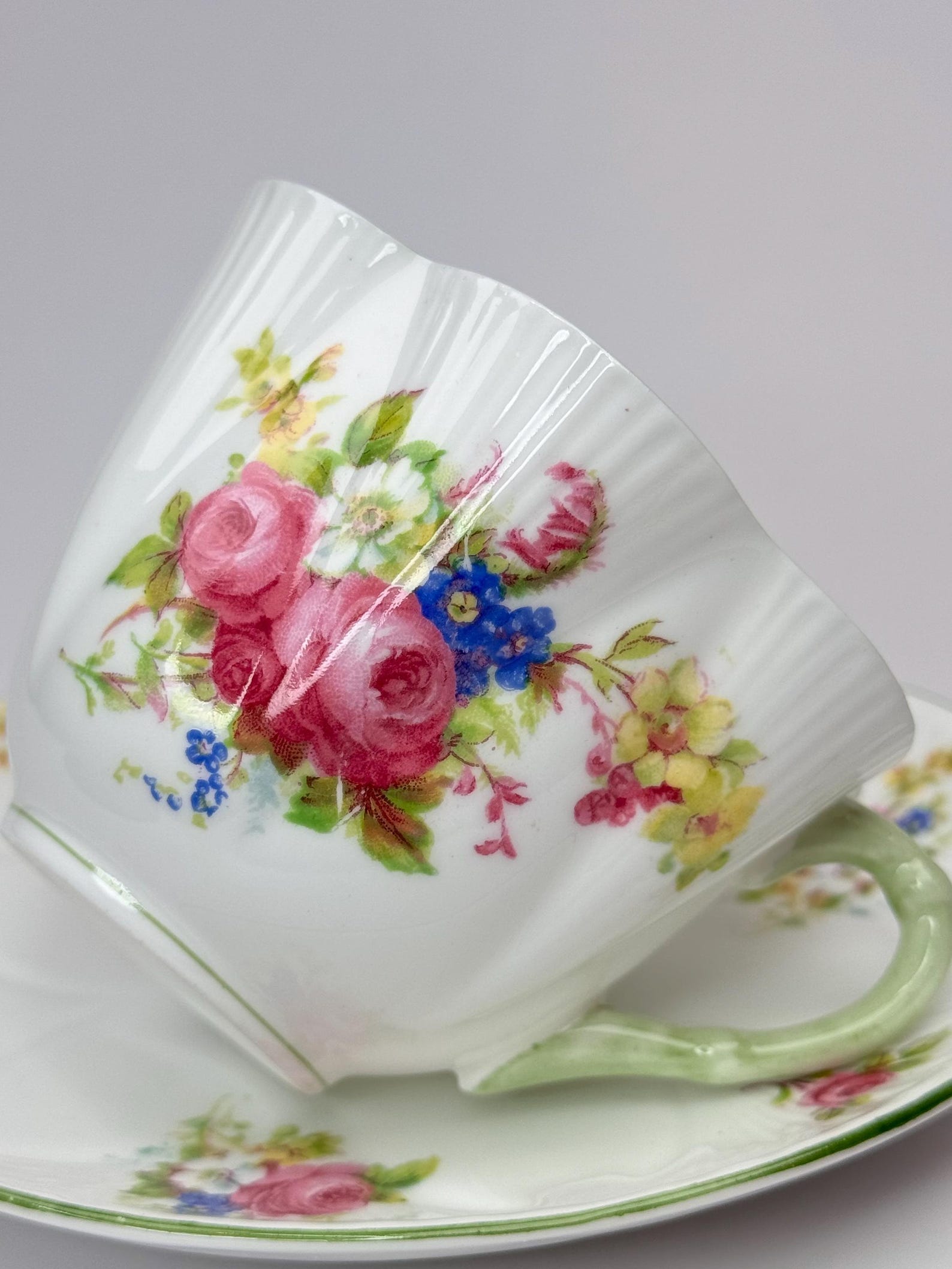 Vintage 1945-1966 Shelley Pink Rose Spray Teacup and Saucer Rd 272101 ...