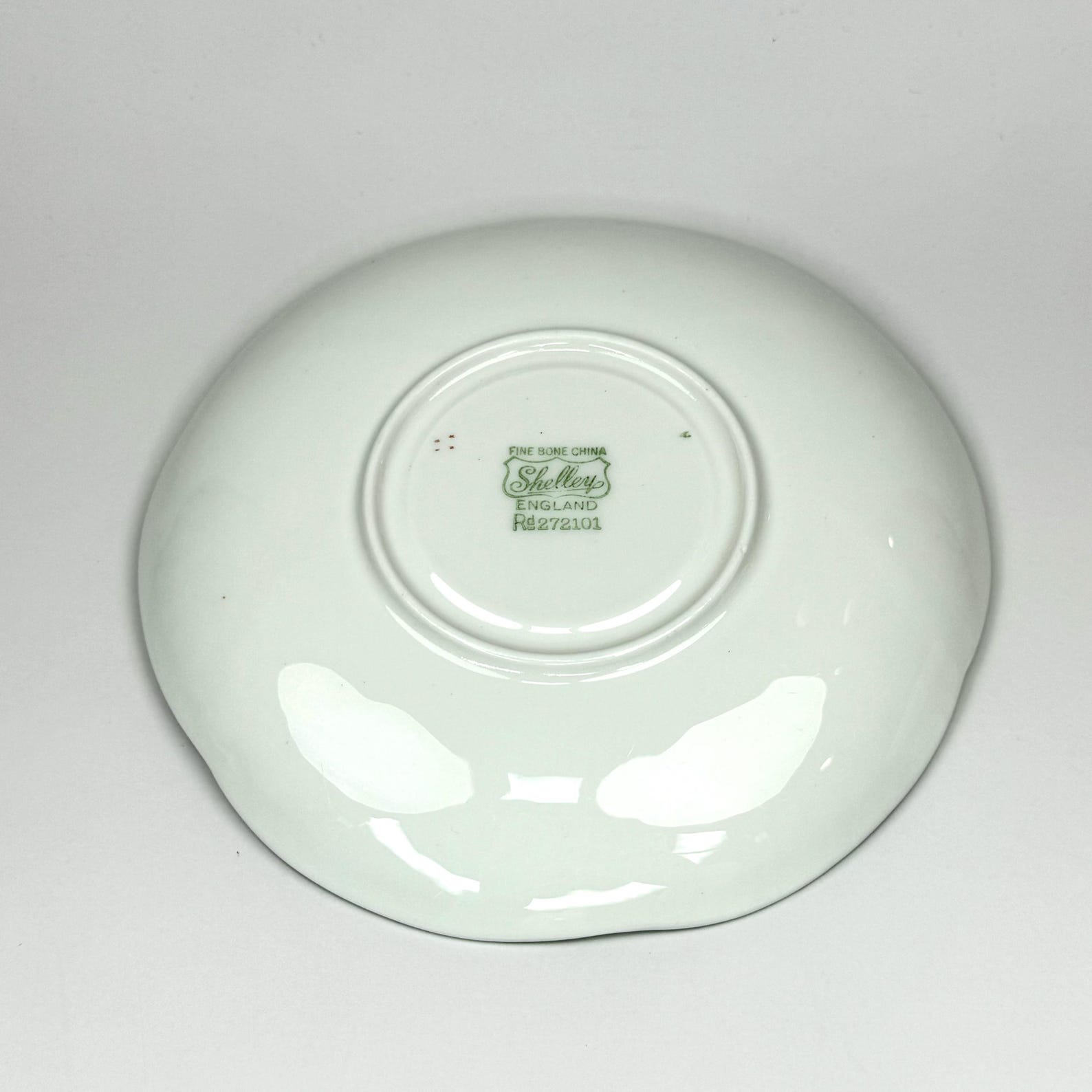 Vintage 1945-1966 Shelley Pink Rose Spray Teacup and Saucer Rd 272101 ...