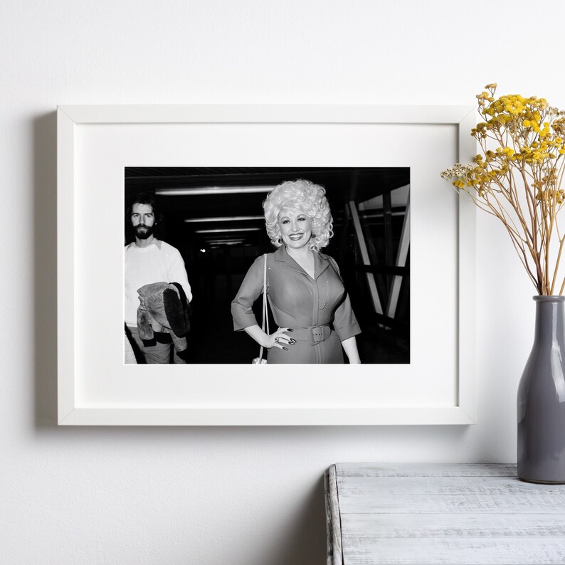 Dolly Parton Posters / Dolly Parton Black and White Wall Art, Album ...