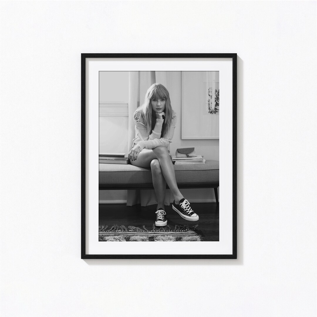 Taylor Swift Posters / Taylor Swift Black and White Poster / Taylor ...