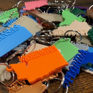 Set of 50 State Keychain - Random Colors - Etsy