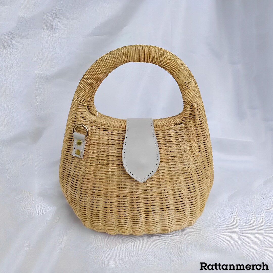 Munggu Rattan Bag Elegant Design for Beach and Everyday Use,rattan ...
