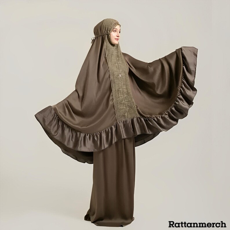Mukena Sutra Golden Oak Set Comfortable and Elegant,mukena,muslim ...