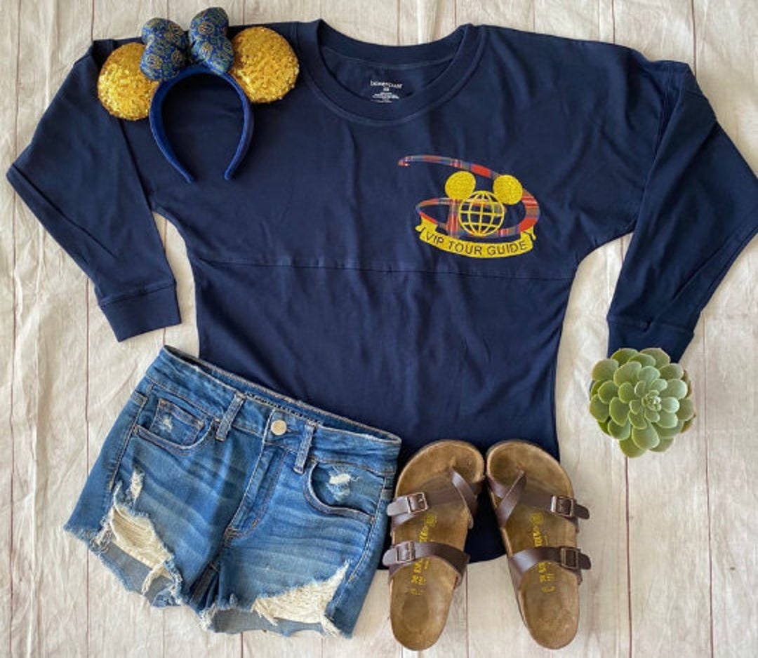 VIP Tour Guide Walt Disney World Plaid Sparkle Jersey Woman's Vinyl Pom ...