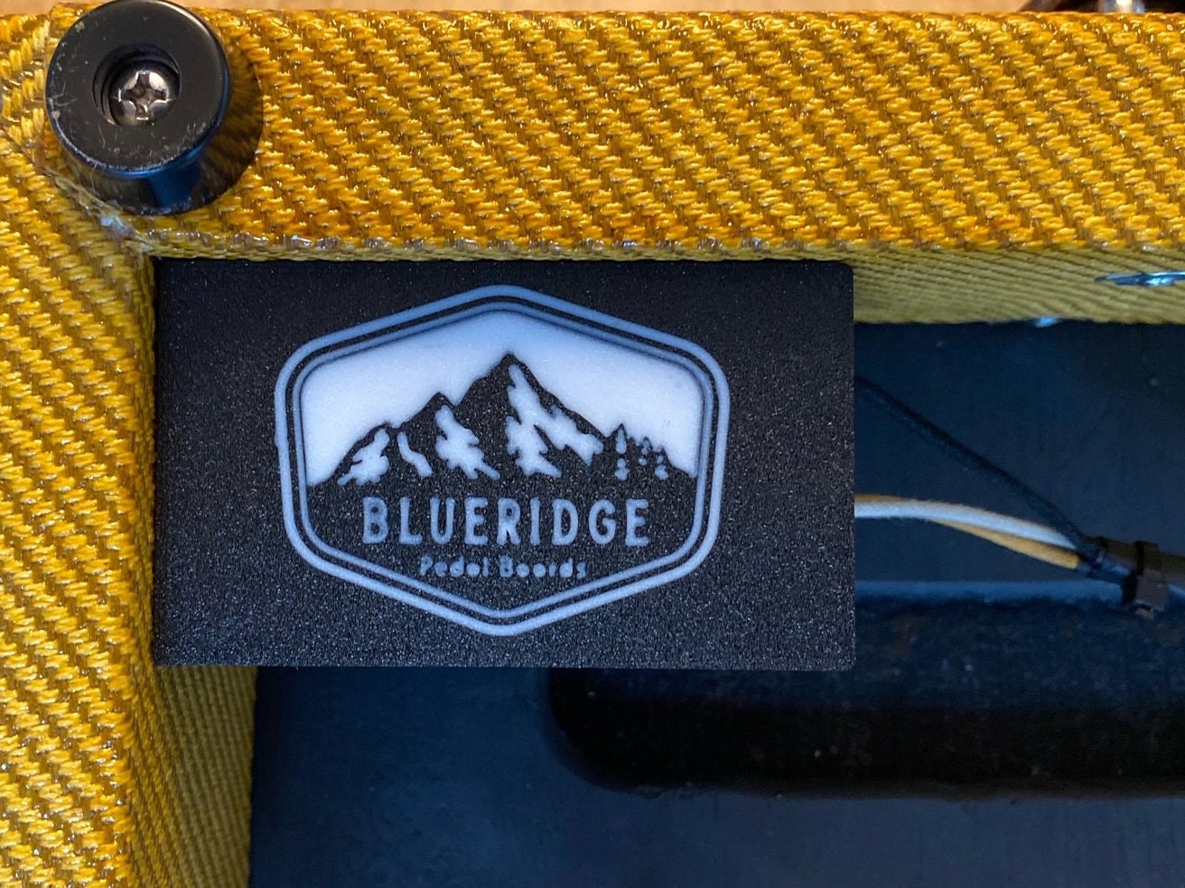 Handcrafted Large 18 X 12 Tweed Guitar Pedal Board and Accessories. - Etsy