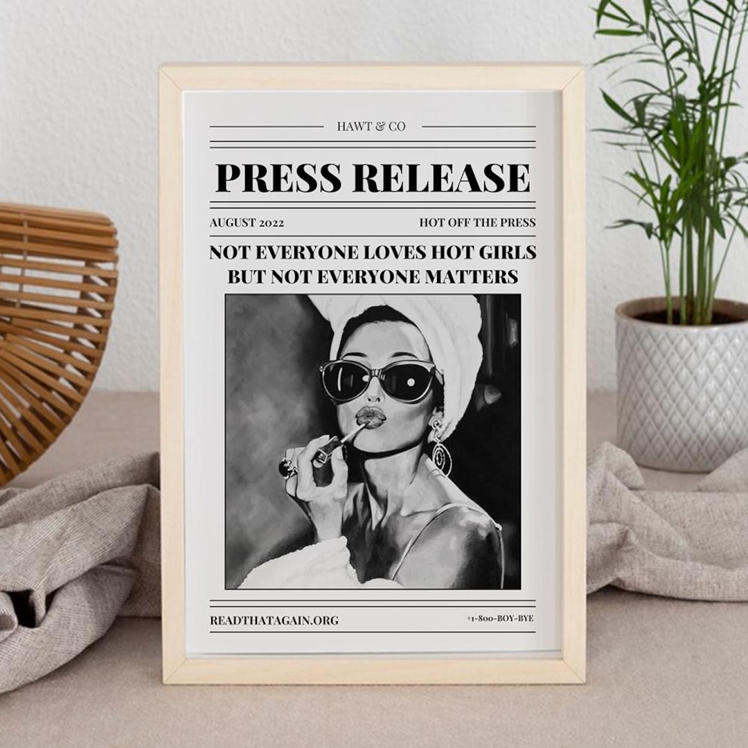 Hot Girl Poster,wall Art, Fashion Poster-limited Edition Collectibl ...