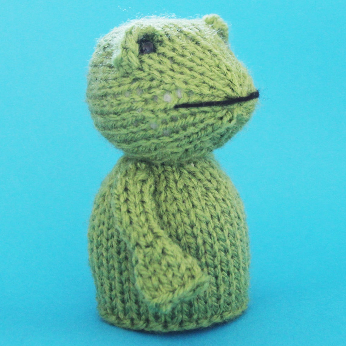 Frog Toy Knitting Pattern (PDF) Legs, Egg Cozy & Finger Puppet ...