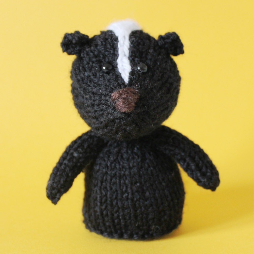 Skunk Toy Knitting Pattern PDF - Etsy Australia