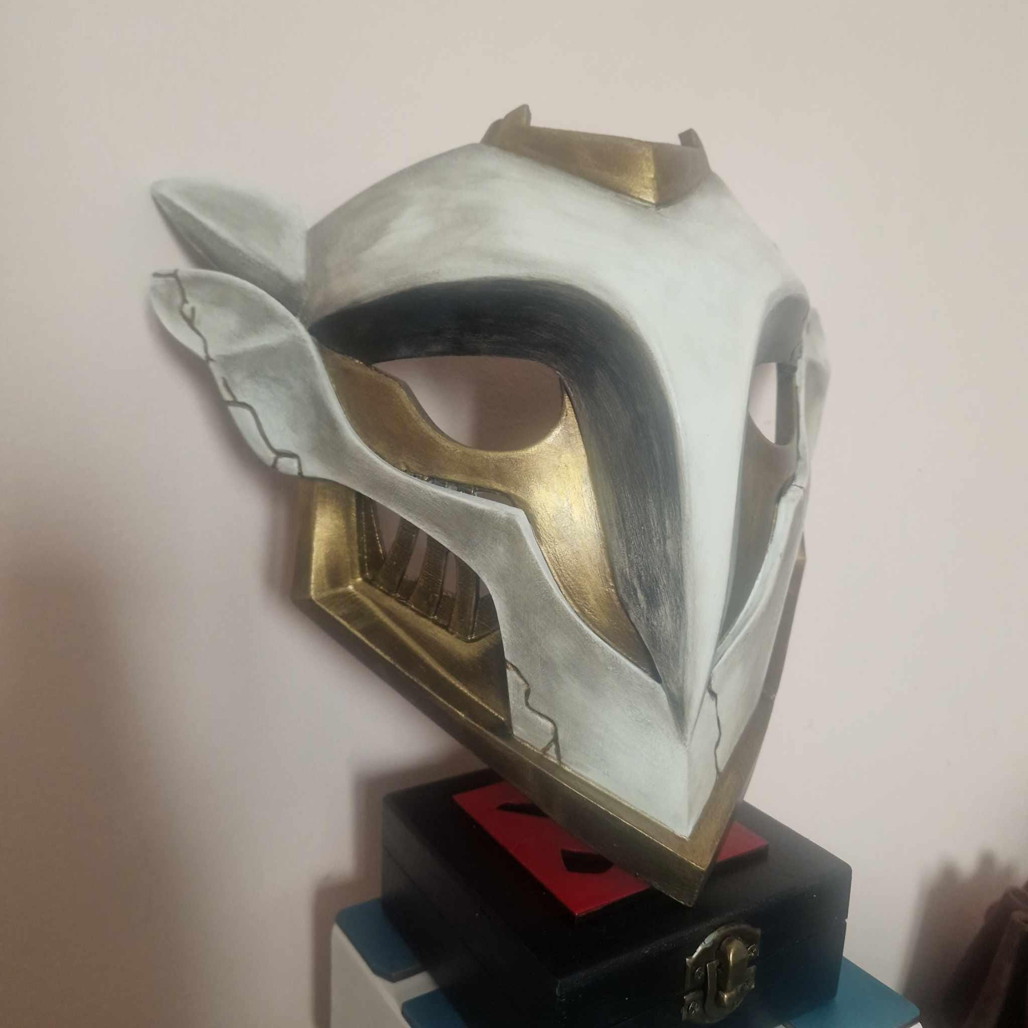 Firelight Ekko Inspired Cosplay Mask - Etsy