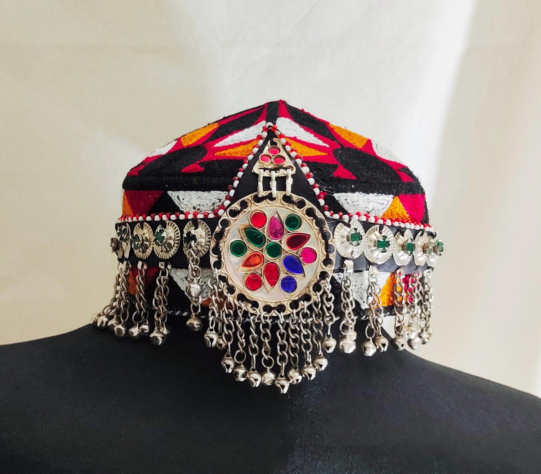 Halima Sultan Cap With Mathapatti Headpiece Afghan Women Jewlery ...