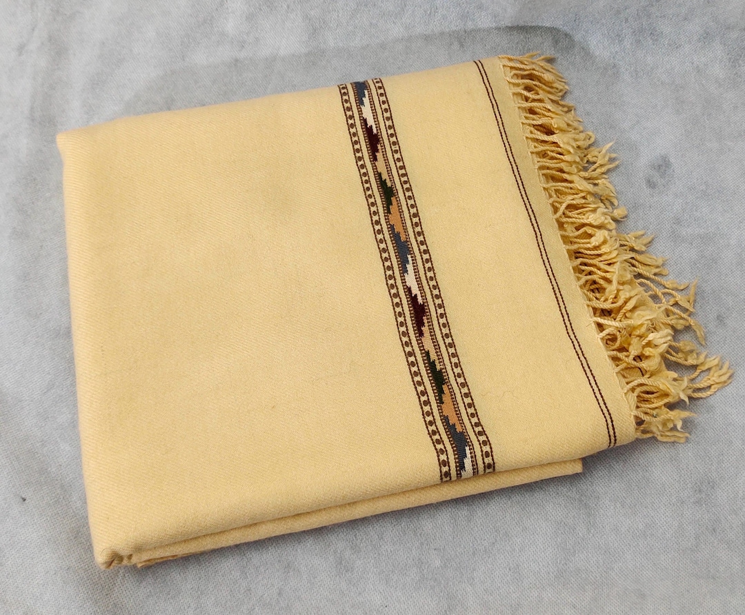Handmade Afghan Wool Shawl: Unisex Patoo Blanket - Etsy