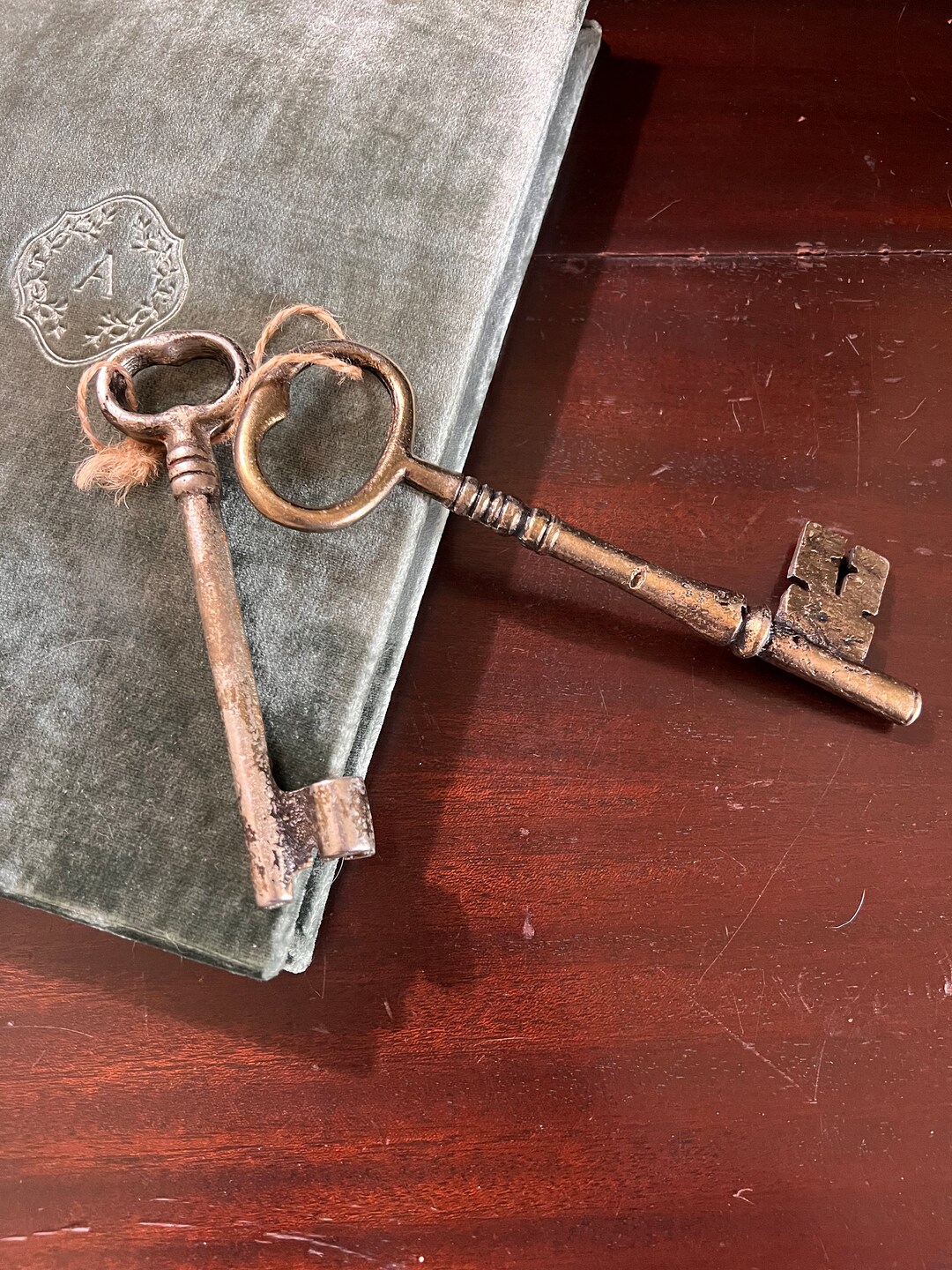 Vintage Decorative Brass Keys - Etsy