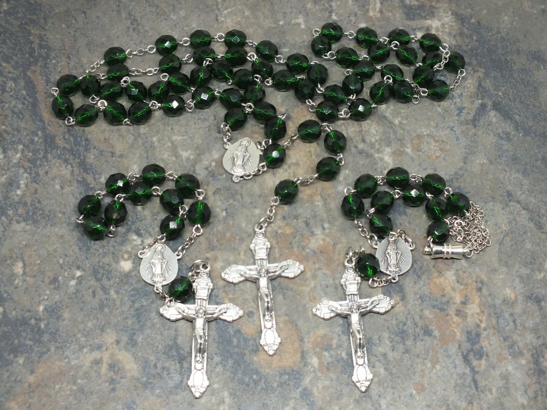 Rosary Set of Czech Glass in Emerald Green, May Birthstone, 5 Decade ...