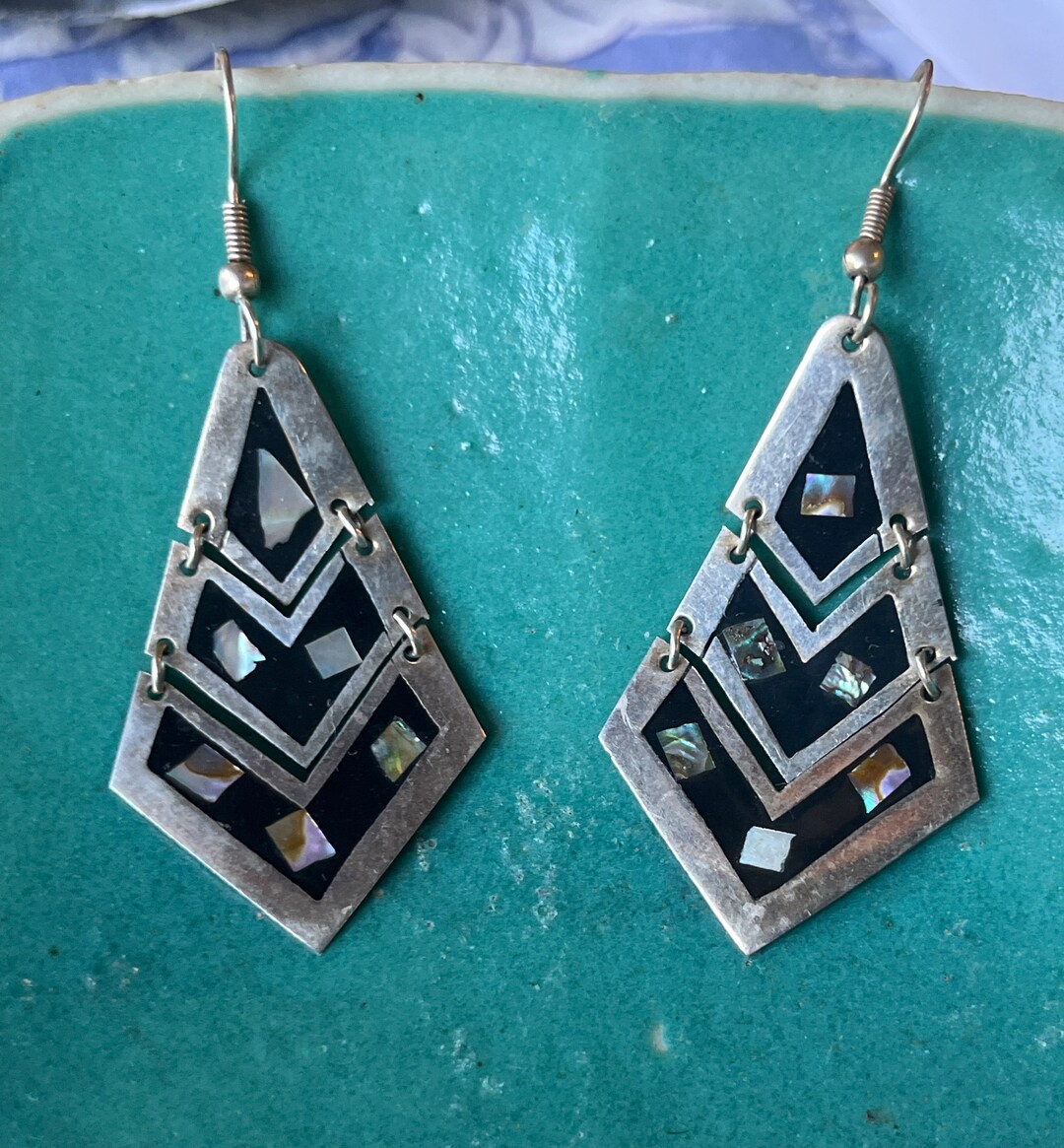 Vintage Mexican Inlayed Abalone Chips and Alpaca Silver 3 Tiered Hinged ...