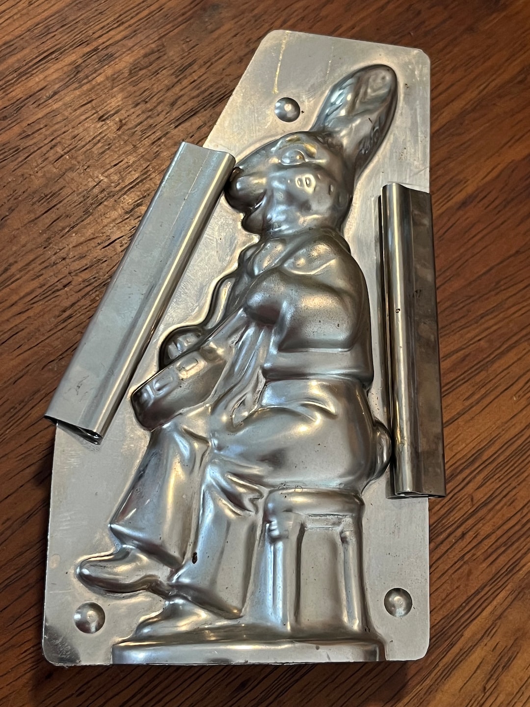 Vintage Chocolate Bunny Mold of a Banjo Playing Rabbit - Etsy