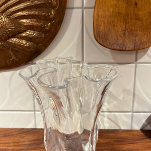 MCM Muurlan Lasi Finnish EVA Clear Glass Hankerchief/ruffled Flower ...