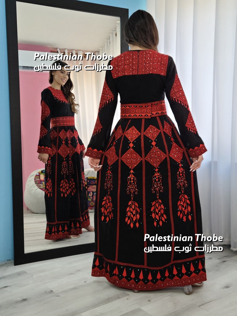 Elegant Palestinian Thobe Embroidery Tatreez Jordanian Dress ...