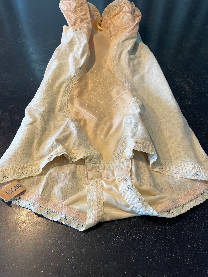 Elegance Meets Sculpting: Vintage Playtex Corselet & Combine Corselet ...