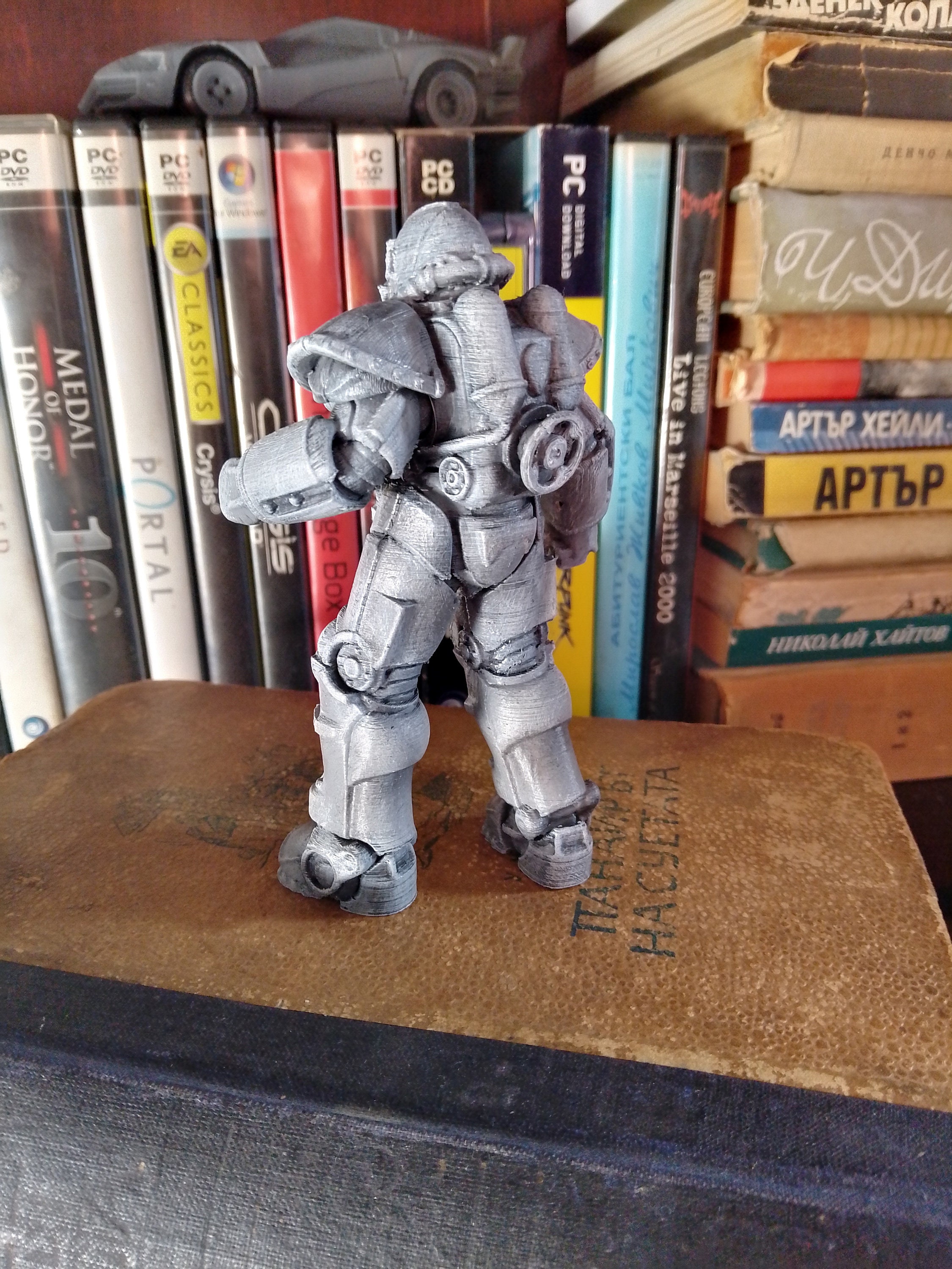 T51 Power Armor Model, Tabletop Figure Gift for Gamers and Fans - Etsy