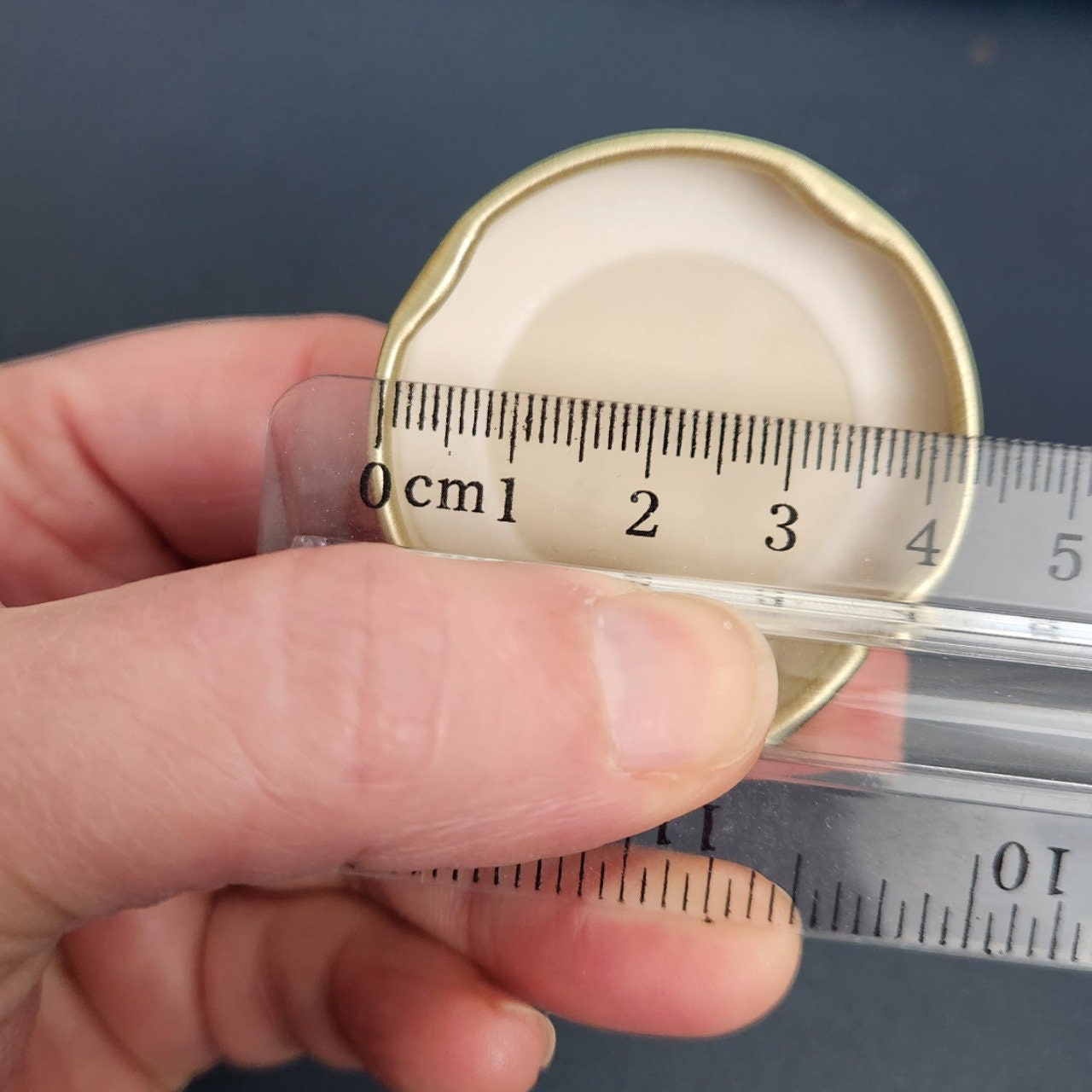43TW Lug Lids for Glass Jar Replacement Lids - 4 Lugs, Plastisol Lined ...