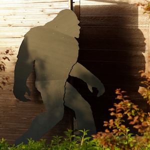 7FT Giant Bigfoot Display, Sasquatch Yard Decor, All-weather Big Foot ...