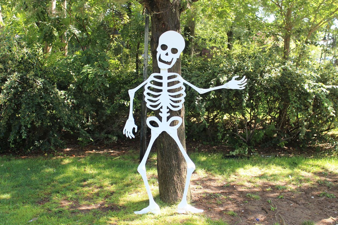 Halloween Decor Skeleton, Giant 5.7 Ft Yard Display, Unique PVC Yard ...