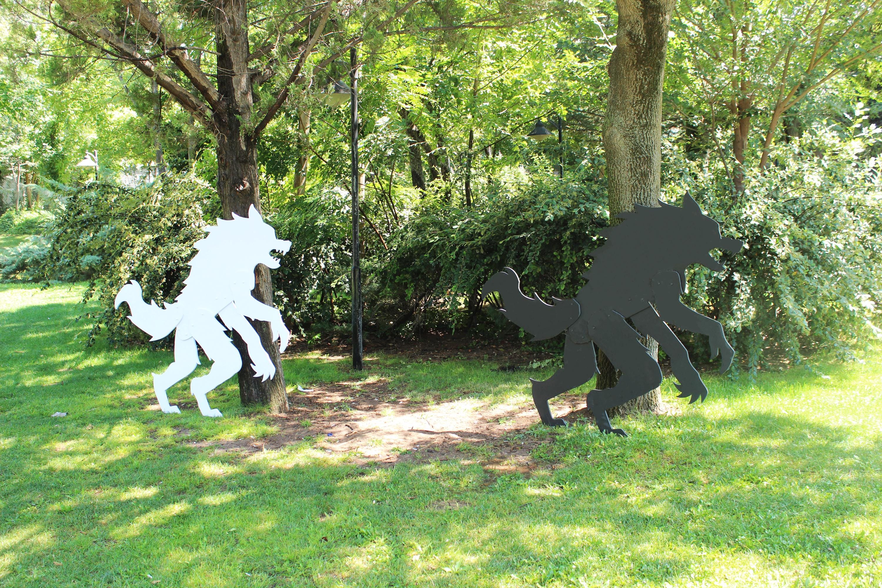 Halloween Werewolf Yard Display, PVC Garden Decoration, Wolfman Yard ...
