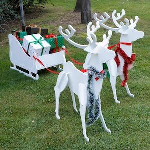 Giant All-weather Sleigh Yard Display, Durable PVC Outdoor Garden ...