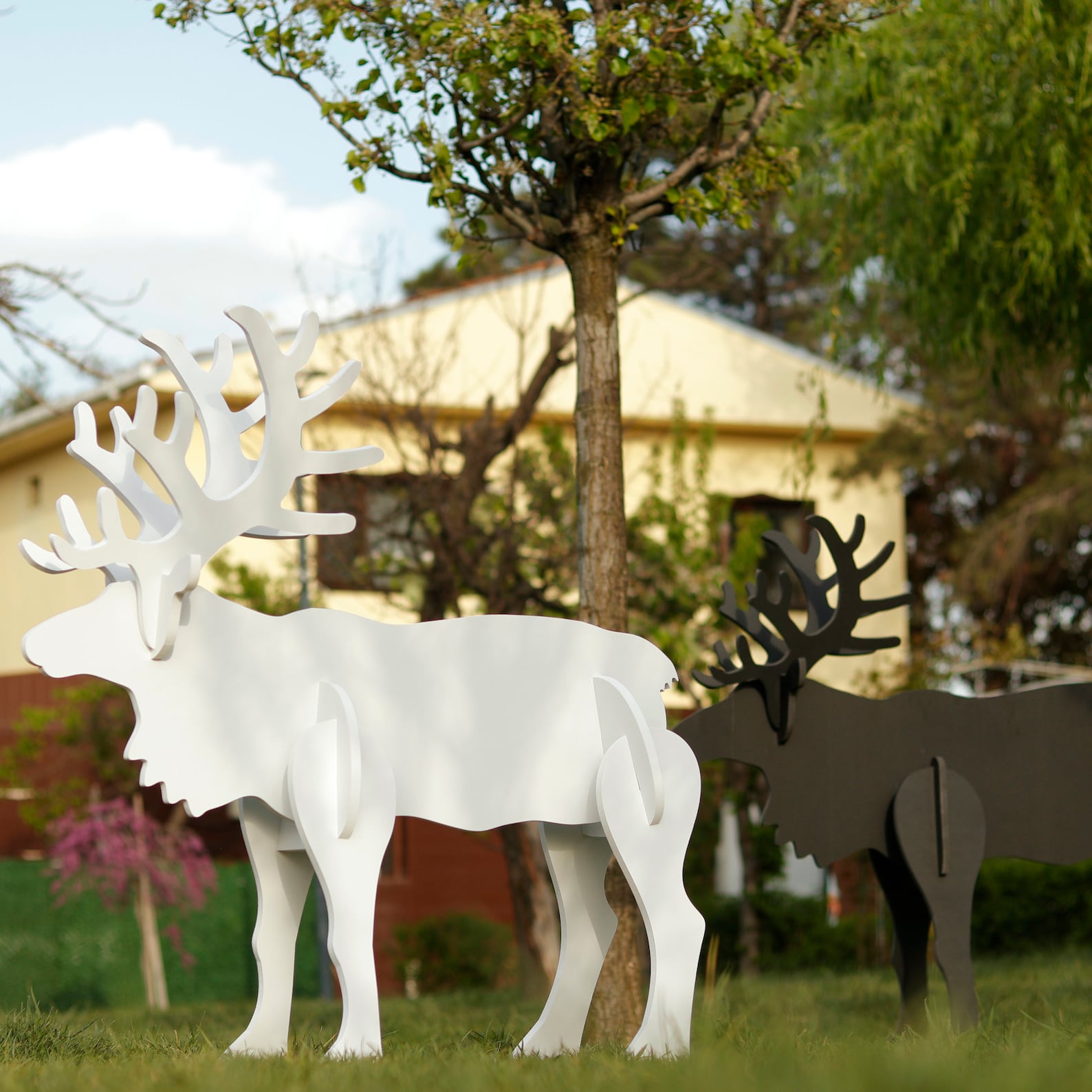 Moose Yard Display Giant All-weather PVC Garden Decor Large Lawn ...