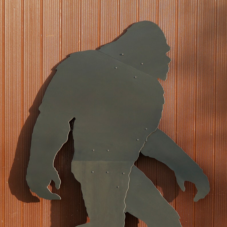 7FT Giant Bigfoot Display, Sasquatch Yard Decor, All-weather Big Foot ...