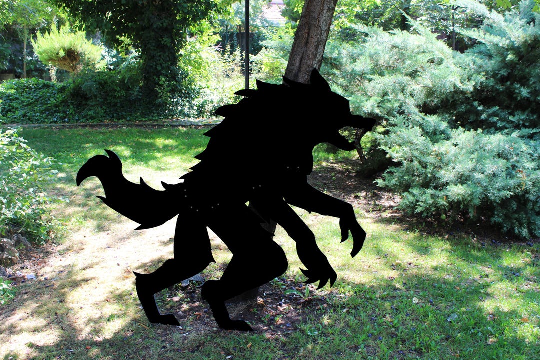 Giant 5.5 Ft Halloween Werewolf Yard Display, PVC Garden Decoration ...