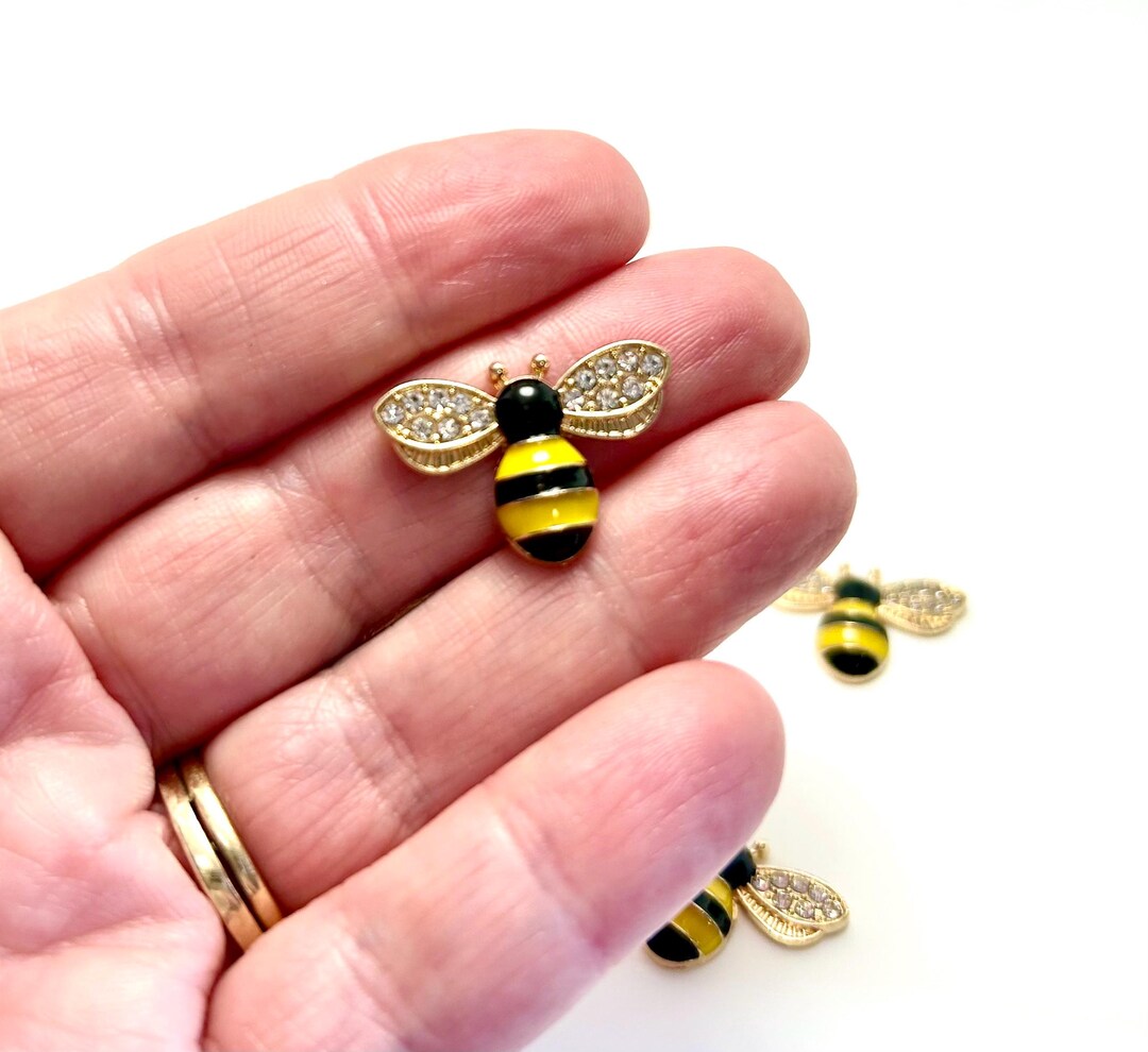 5 Honey Bee Flatbacks | Enameled Bees Charms | Hair Bow Centers | Focal ...