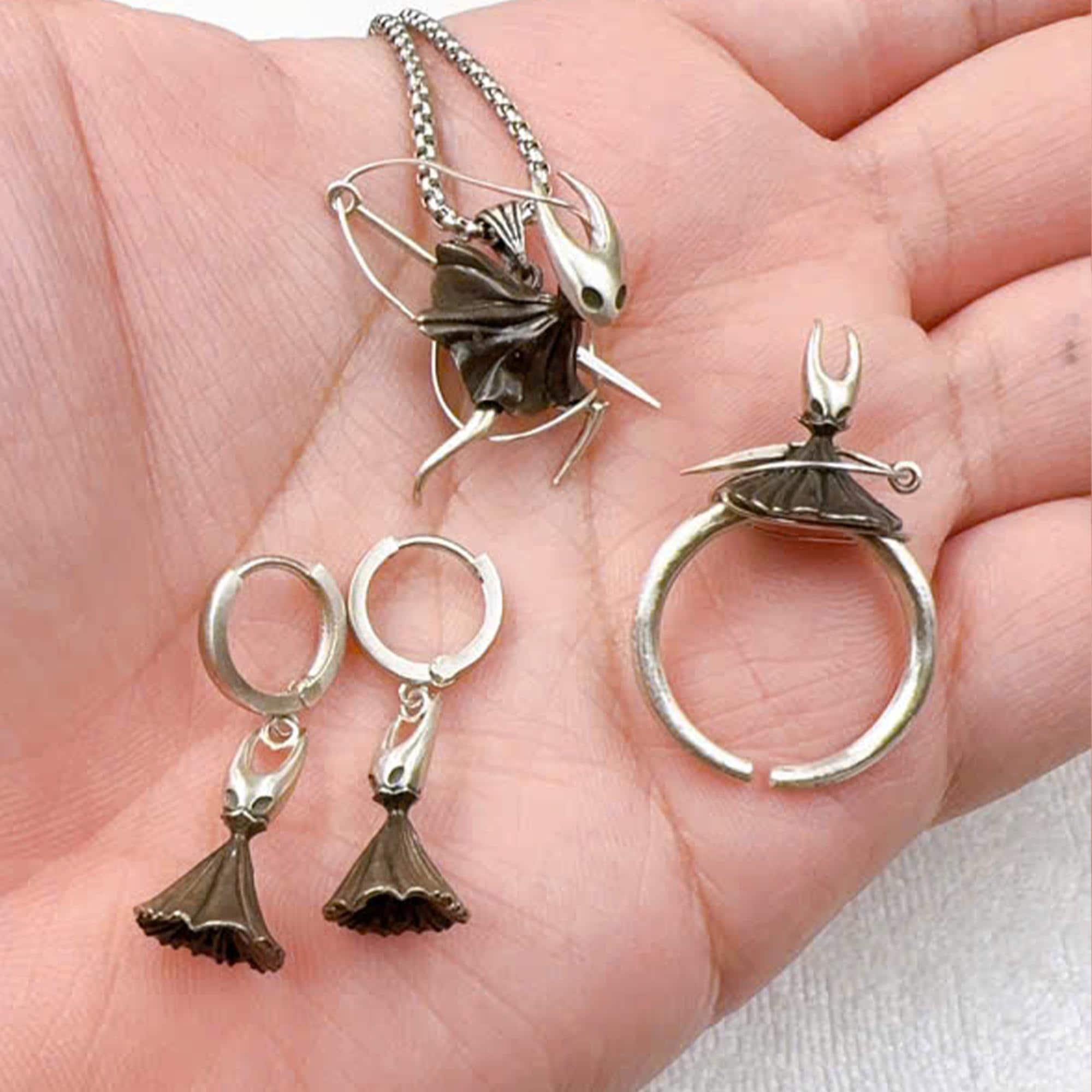 EXCLUSIVE Fanmade Hollow Knight - Silksong Hornet Colection Handmade ...