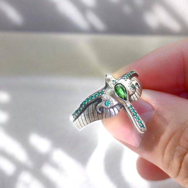 EXCLUSIVE Fanmade Baldur's Gate 3 Ring of Evasion, Custom Handmade 950 ...