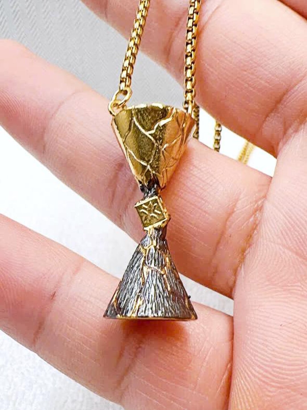 Valorant Champion Gold Pendant Necklace, Silver 950 Gold Plated Gaming ...