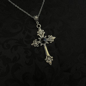 Jet Black Onyx Antiqued Silver Cross Crucifix Gothic Victorian Vampire ...