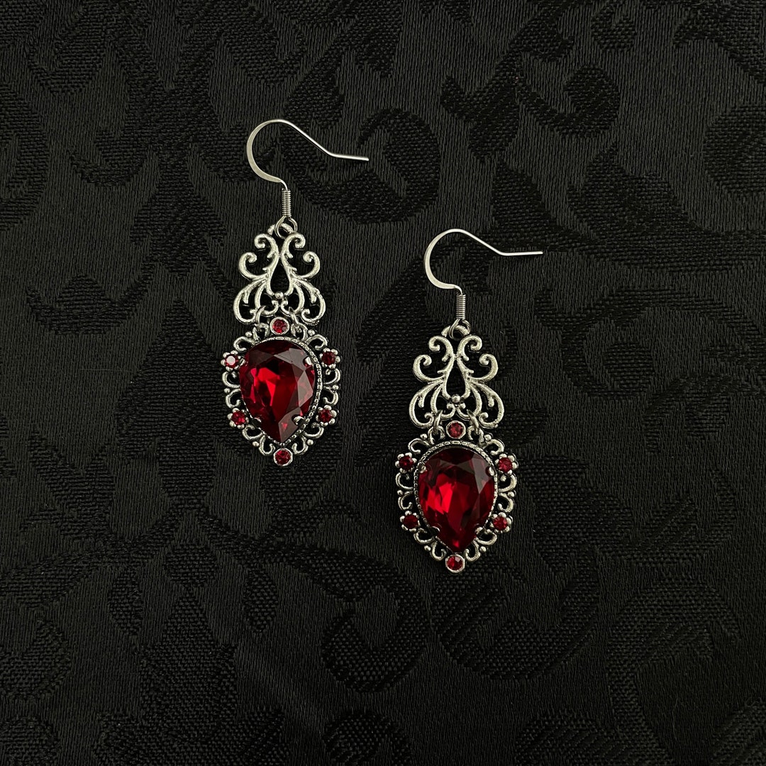Dark Ruby Red/garnet Crystals Dangle/drop Earrings Vampire Queen Gothic ...
