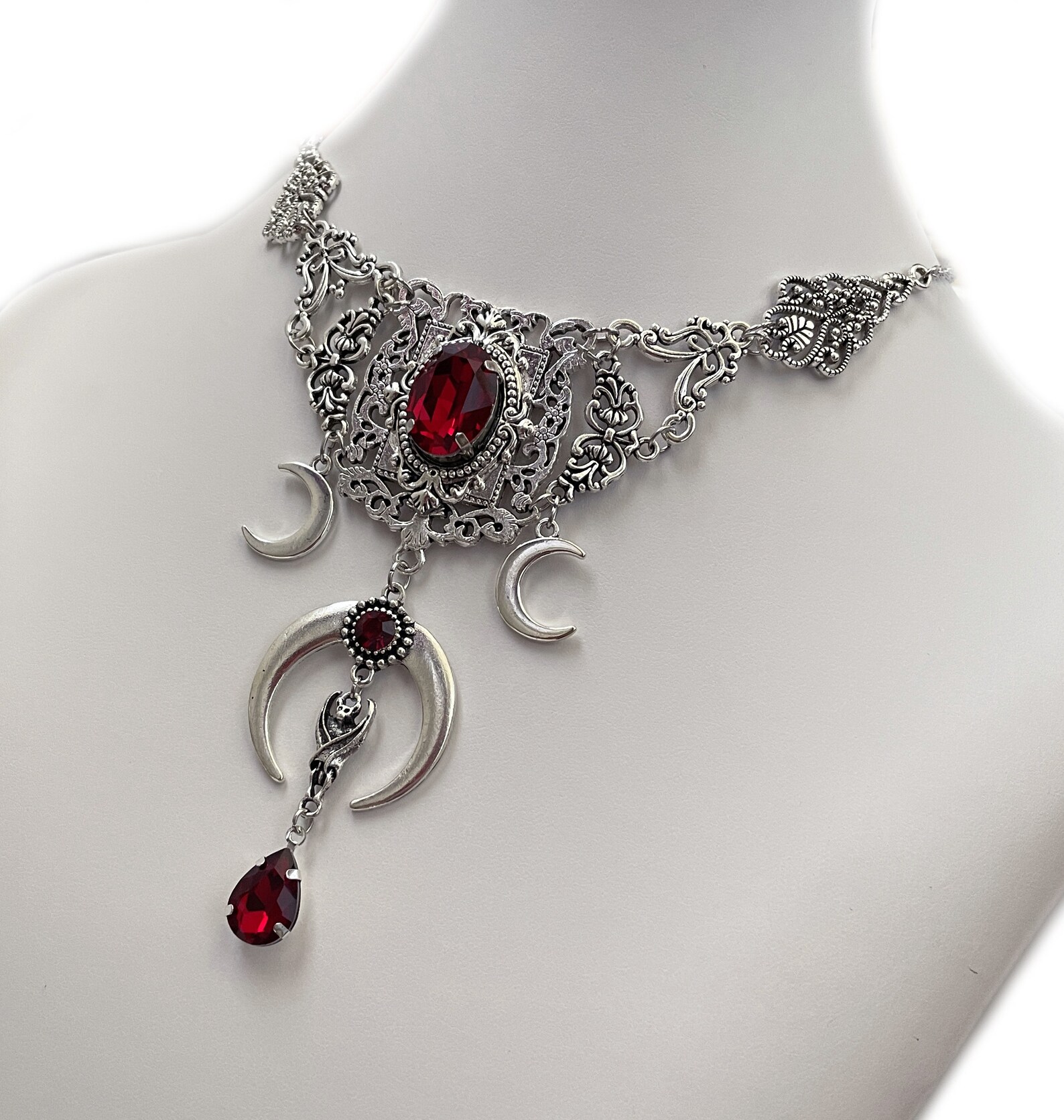 Dark Ruby Red/garnet Filigree Antique Silver Triple Moon - Etsy