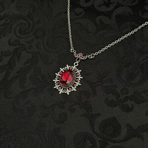 Dark Ruby Red/garnet Fleur De Lis Lys French Lily Flower Gothic ...