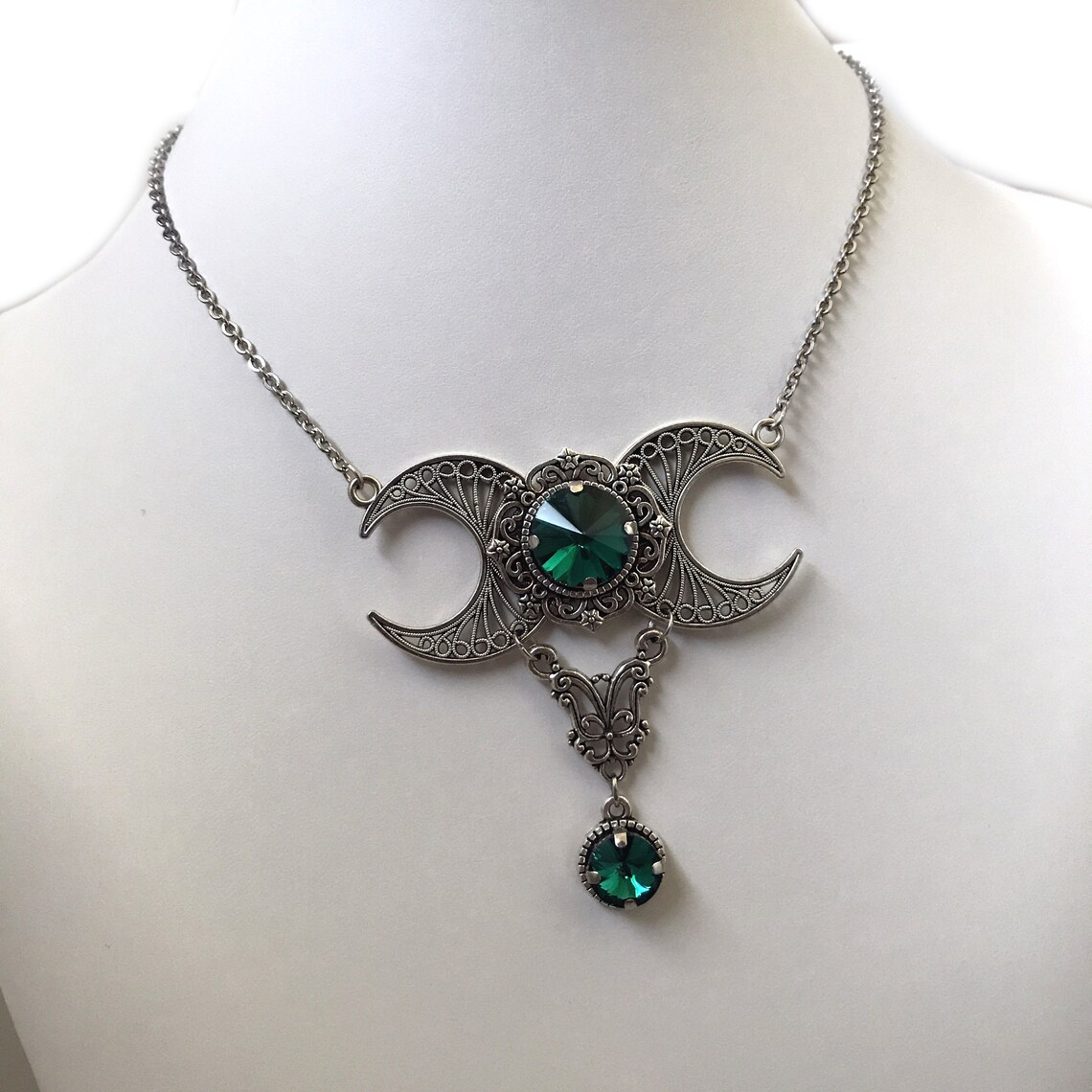Emerald Green Triple Crescent Moon Goddess Priestess Wiccan Antique ...