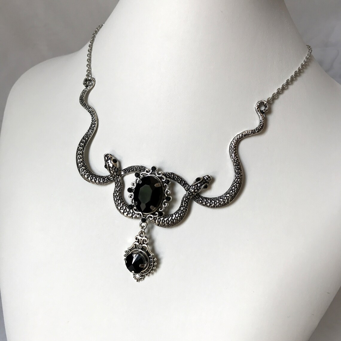 Jet Black Onyx Crystals Medusa Snake Greek Mythology Gothic Serpent ...