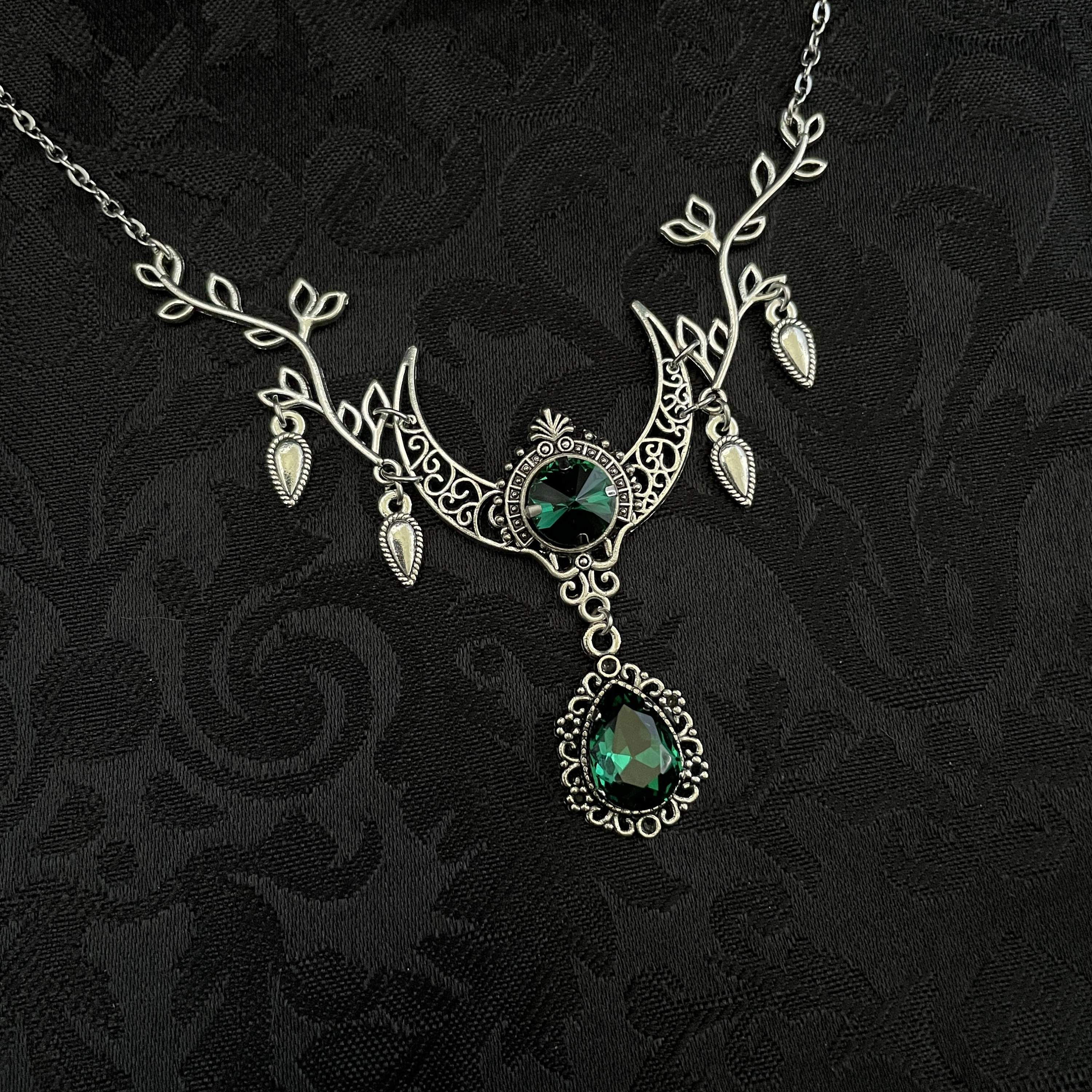 Emerald Green Crescent Moon Goddess Priestess Celtic Elven Elf Elvish ...