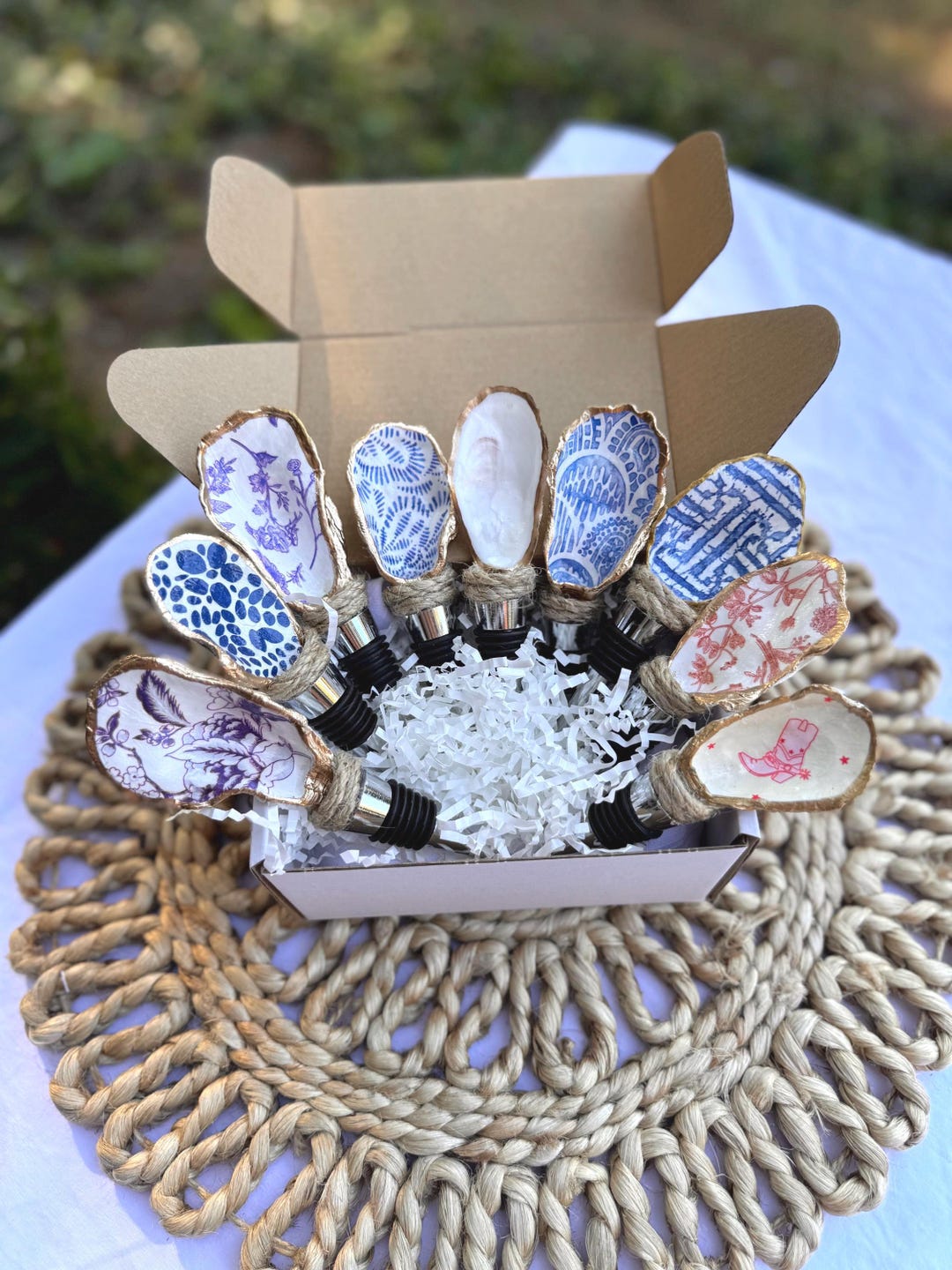 Patterned and Natural Oyster Wine Toppers With Jute Rope Weddings ...