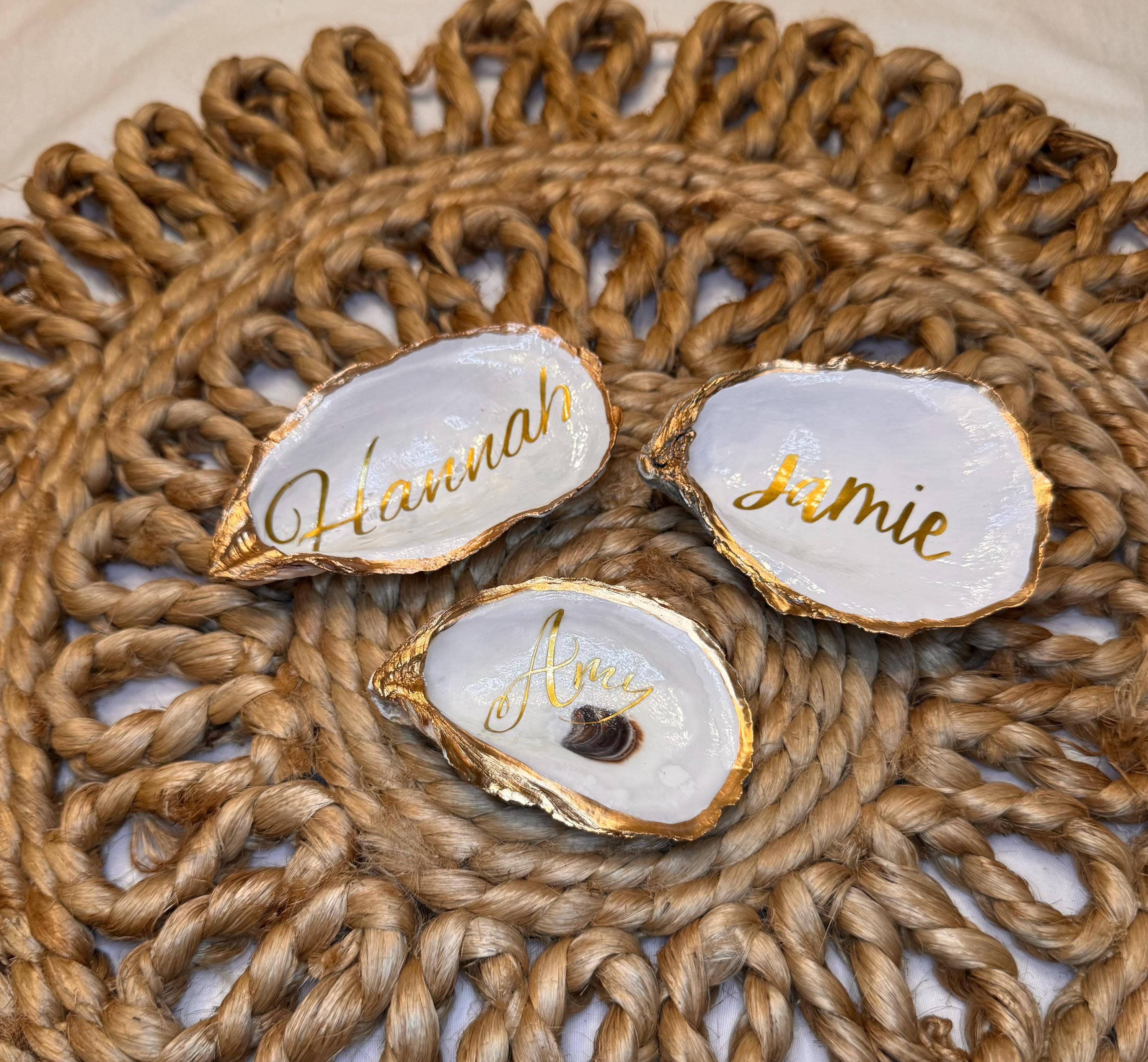 Custom Names on Oyster Shells/place Cards - Variations for What You ...