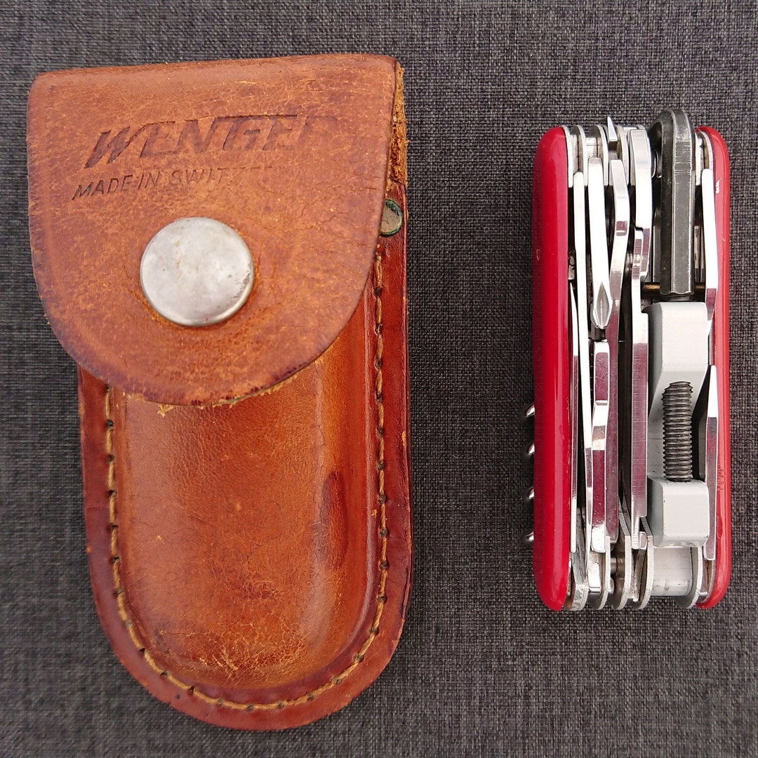 Wenger "large Mountain Bike" With Leather Sheath - Etsy