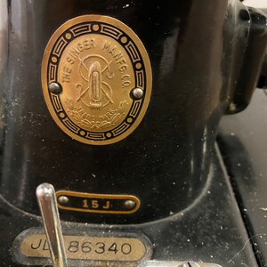 1950 Singer 15-90 Sewing Machine With Cabinet - Etsy