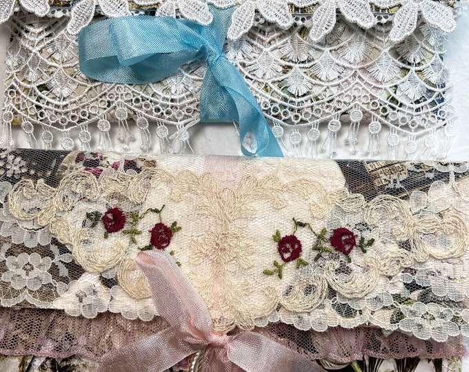 A Set of Padded Decorated Envelopes With Lace Trims Gift Paper Handmade ...