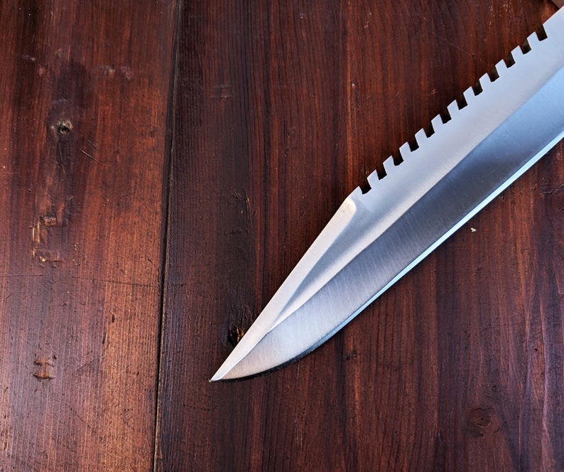 Handmade D2 Steel Resident Evil Knife: Chris Redfield Survival Replica ...