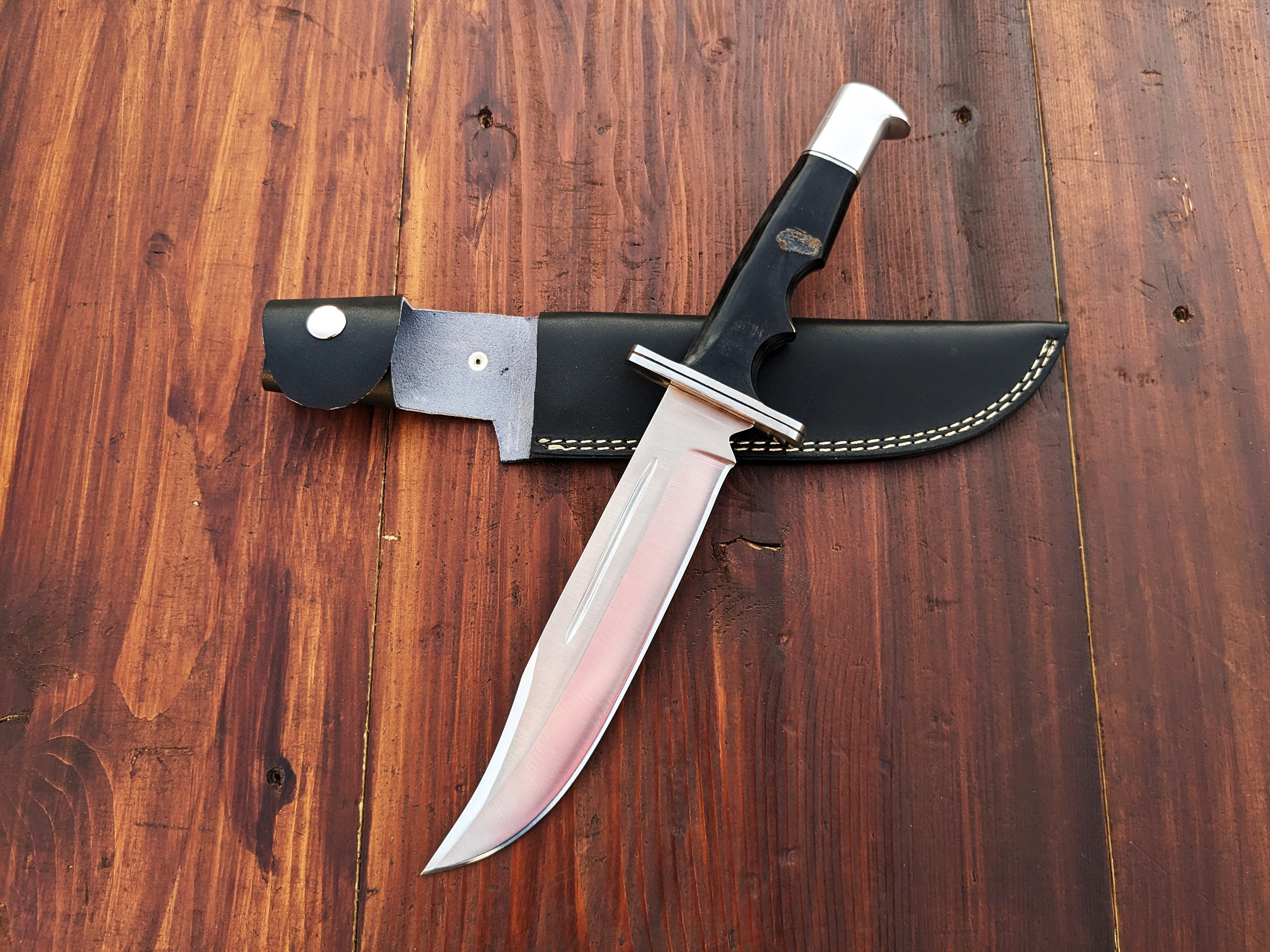 Scream Replica Knife: Bloody Ghostface Replica Buck 120 Hunting Knife ...